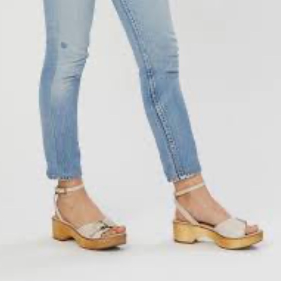 Matisse | Shoes | Matisse Dutch Wooden Clog Sandal In Blush Leather ...